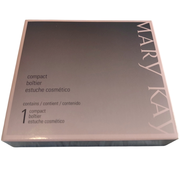 Mary Kay | Makeup | Mary Kay Fillable Compact Wmirror Nib | Poshmark